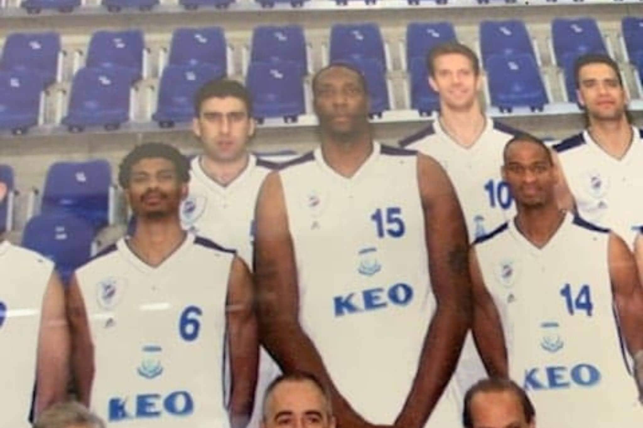 Το… θηρίο και οι συμπαίκτες του! - BasketBall Stories
