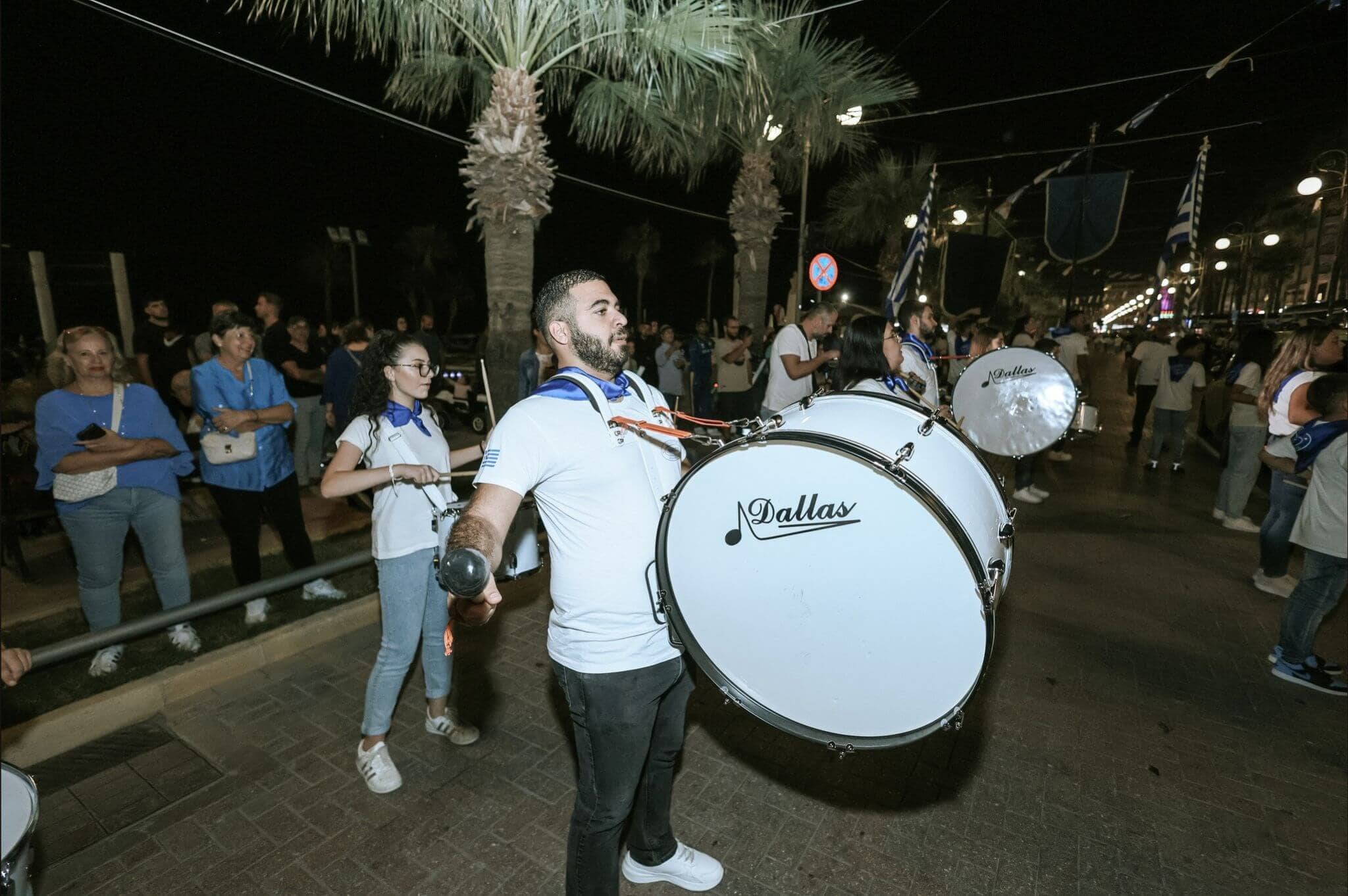 😲 The… Big Drummer boy! - BasketBall Stories